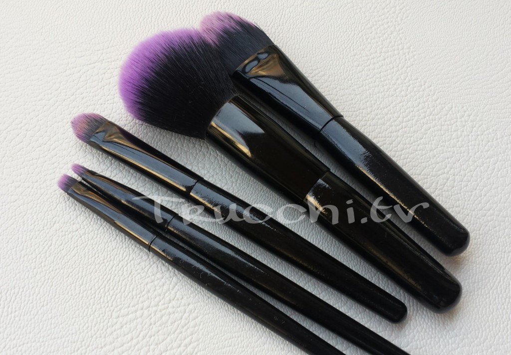 Review Set di Pennelli da Viaggio Crown Brush | Trucchi.tv