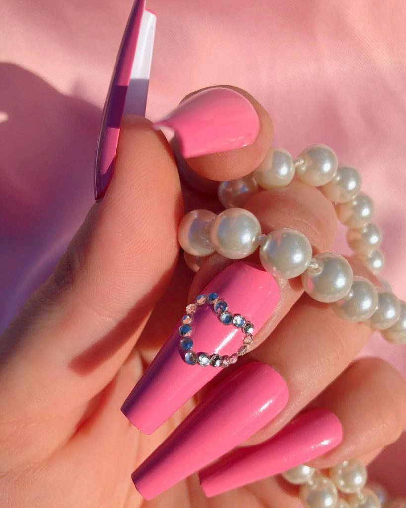 UNGHIE ROSA | Tante idee e nail art rosa per questa manicure