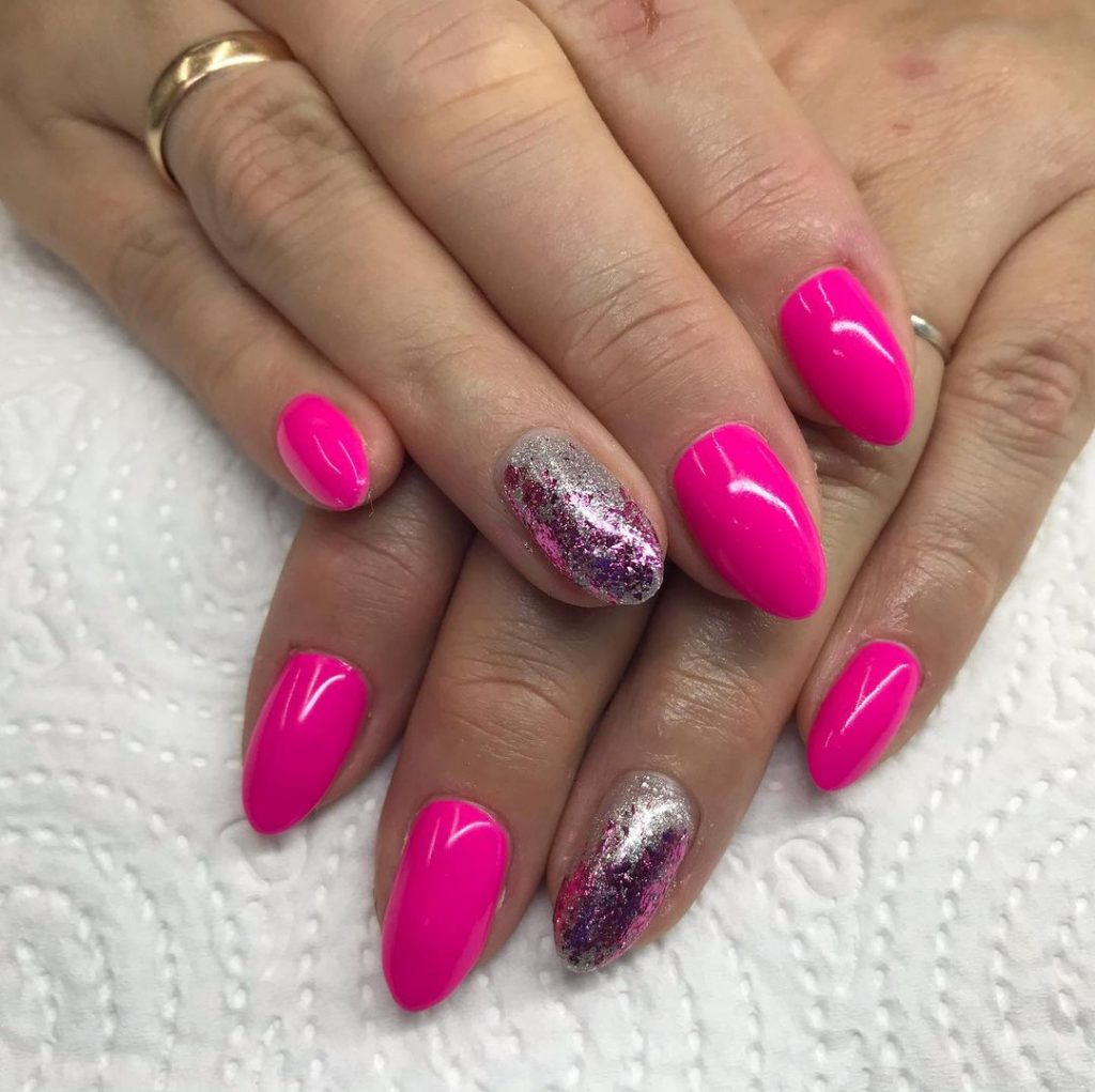 UNGHIE ROSA | Tante idee e nail art rosa per questa manicure
