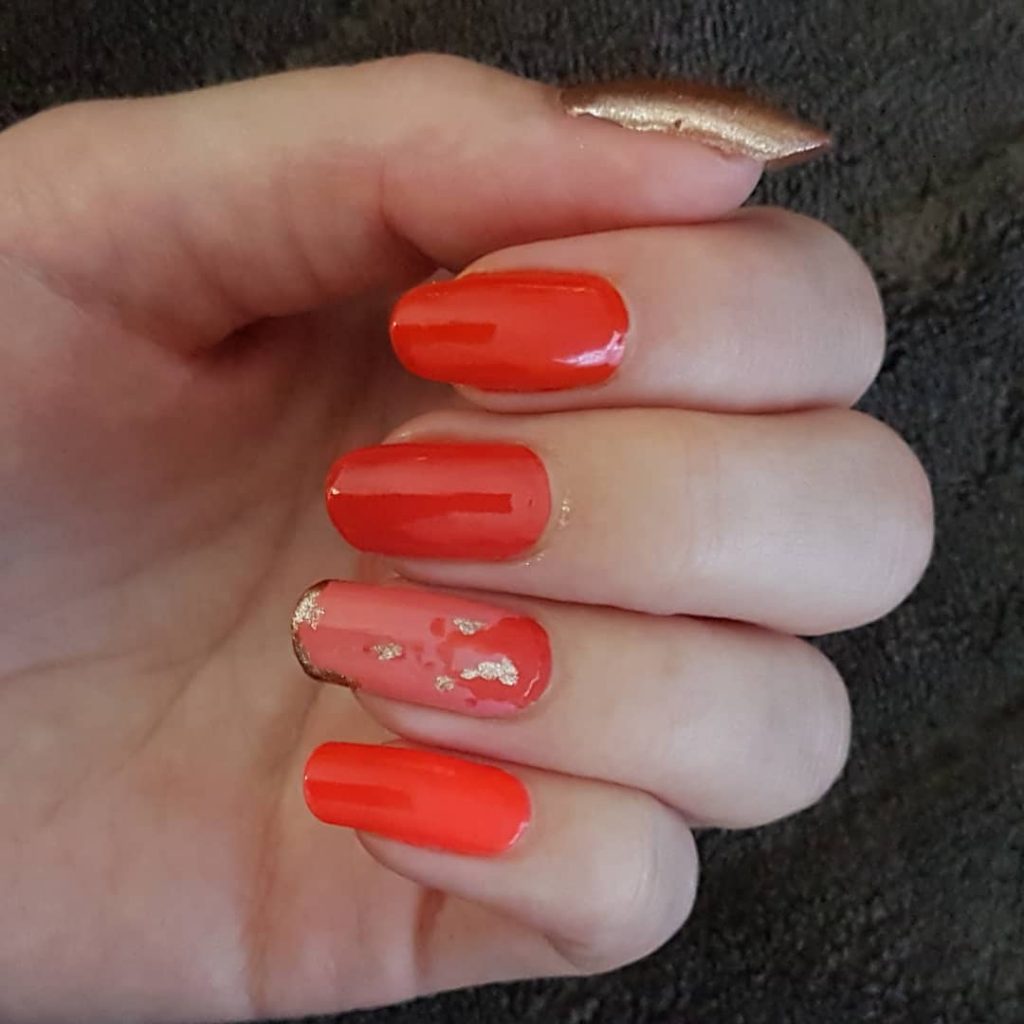 UNGHIE ROSSE | Il ritorno di un classico intramontabile