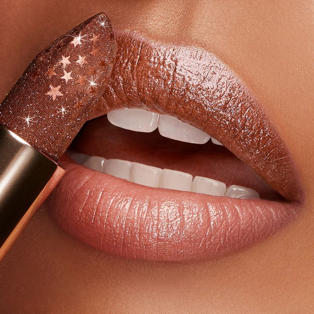 TRUCCO LABBRA SOTTILI, i rossetti e i segreti per applicarli