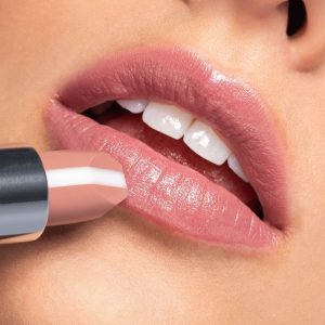 TRUCCO LABBRA SOTTILI, i rossetti e i segreti per applicarli