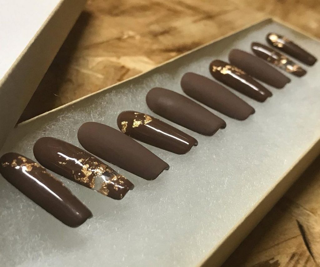 Choco nails, scopriamo la nail art color cioccolato | Trucchi.tv