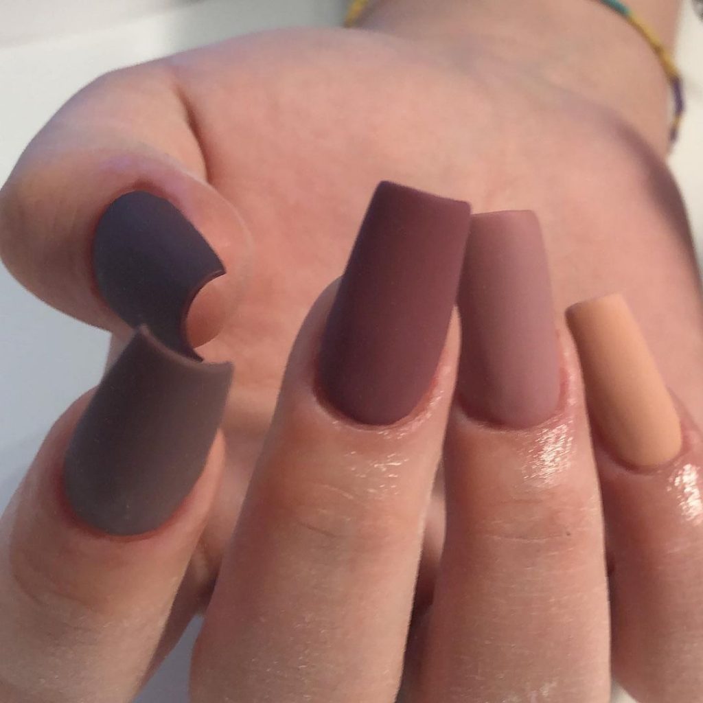 Choco nails, scopriamo la nail art color cioccolato | Trucchi.tv