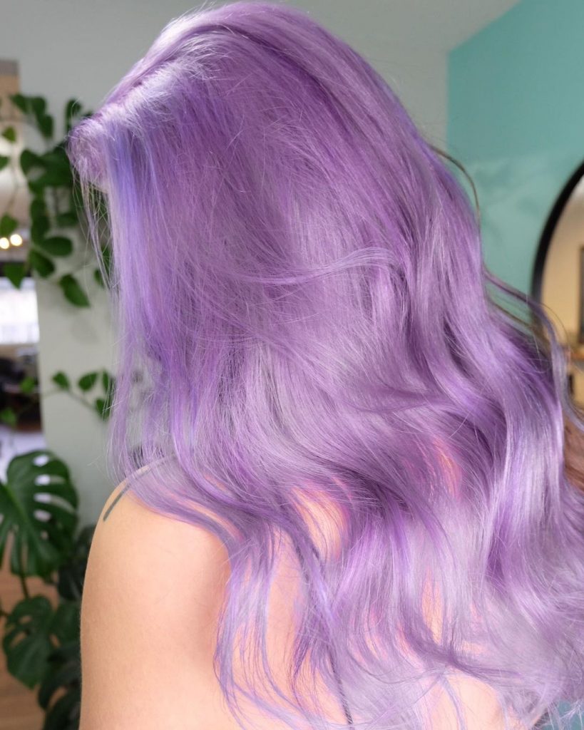 CAPELLI VIOLA | Ecco tutte le sfumature di tendenza