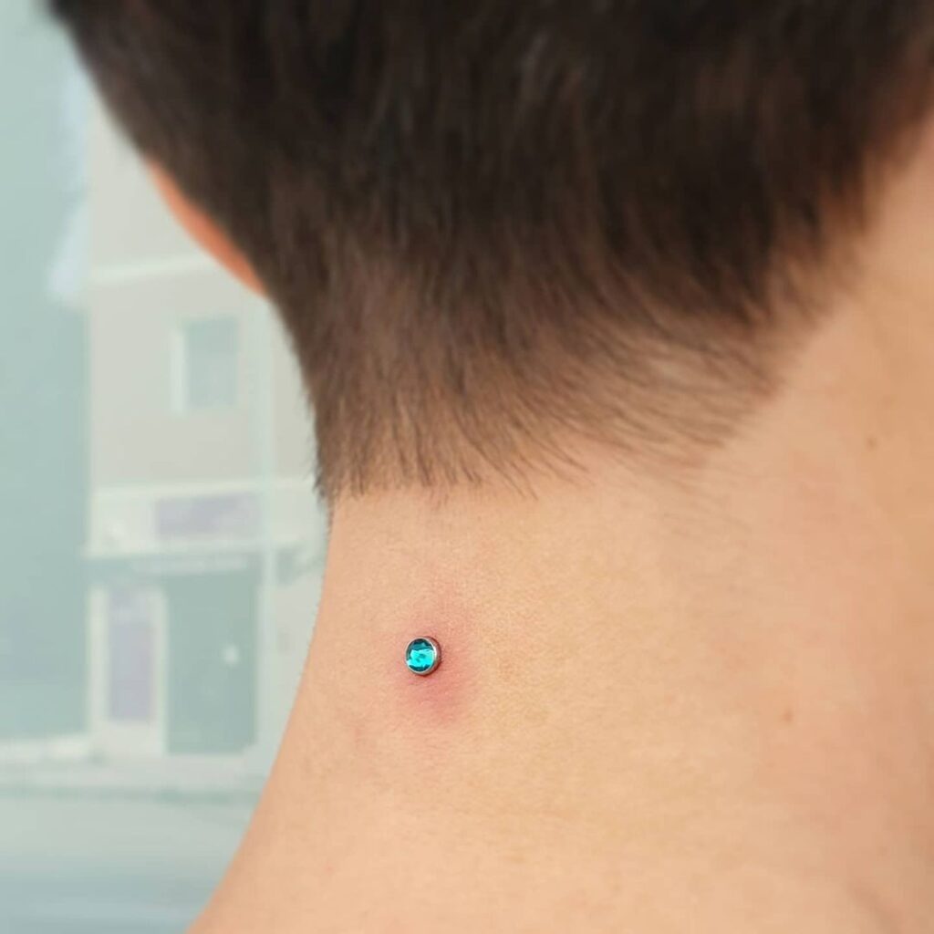 Tutto quello che c'è da sapere sul microdermal piercing | Trucchi.tv