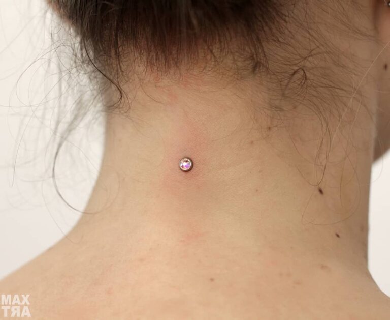 Tutto quello che c'è da sapere sul microdermal piercing | Trucchi.tv