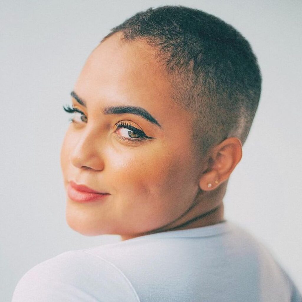 Taglio capelli Buzz Cut, a chi sta bene e idee da copiare