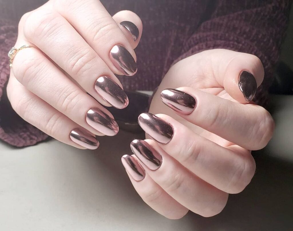 MIRRORED NAILS | Le unghie cromate effetto specchio trendy