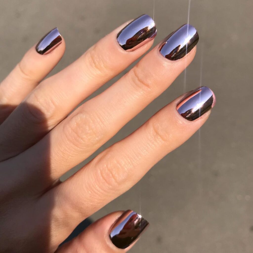 MIRRORED NAILS | Le unghie cromate effetto specchio trendy