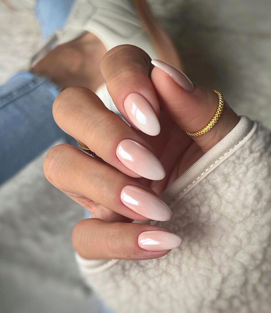 MIRRORED NAILS | Le unghie cromate effetto specchio trendy