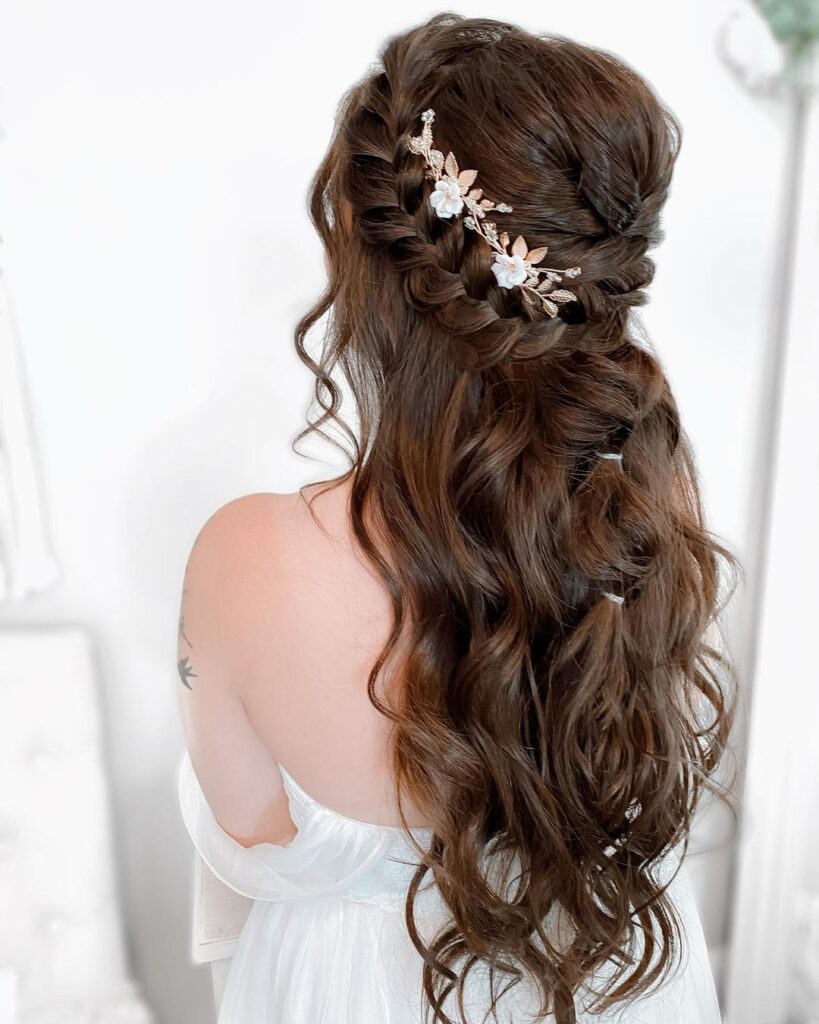 ACCONCIATURE DA SPOSA CON TRECCIA | Tante idee da copiare