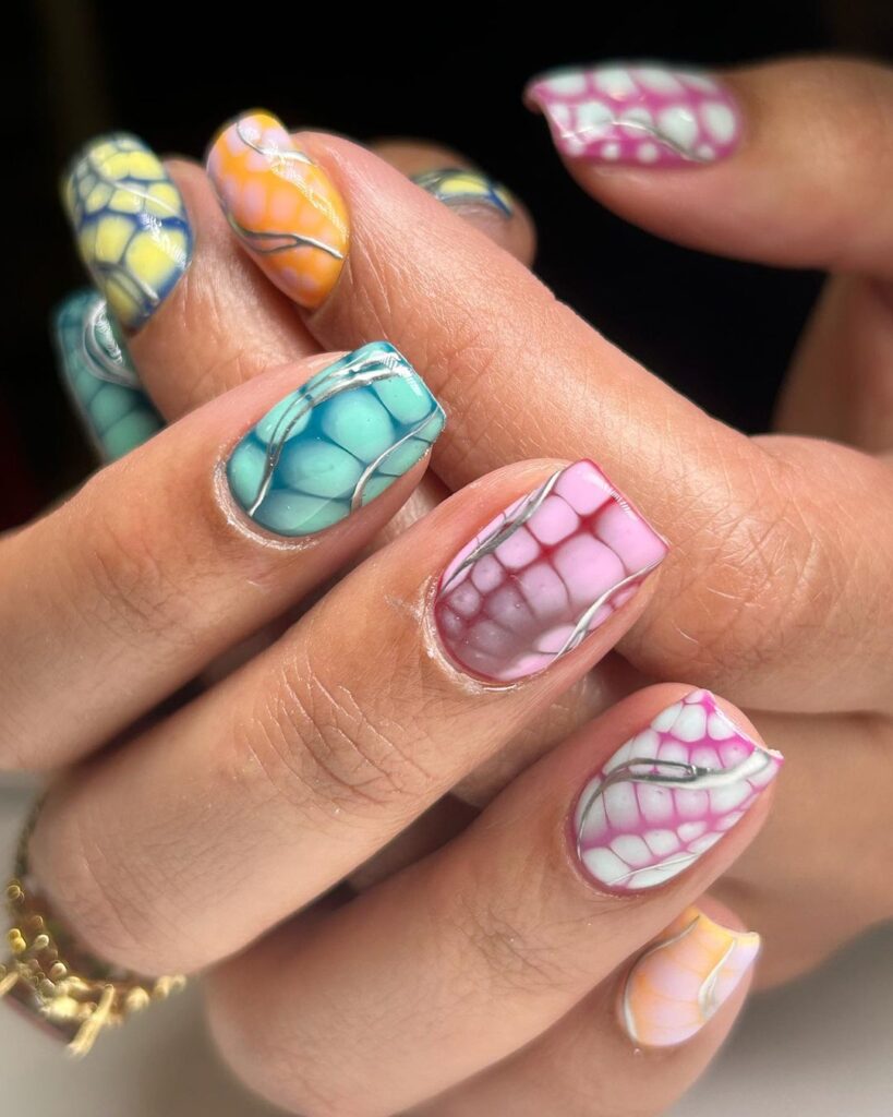 Blooming gel, i segreti di una nail art romantica e colorata
