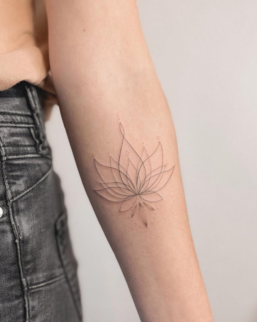 TATUAGGI FIORI Significati E Idee Per Ogni Parte Del Corpo tatuaggi-fiori-significati-e-idee-per-ogni-parte-del-corpo
