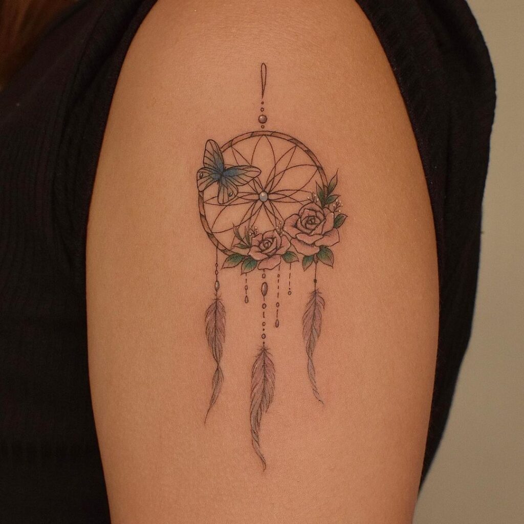 TATUAGGIO PIUMA | Il significato e i disegni più belli