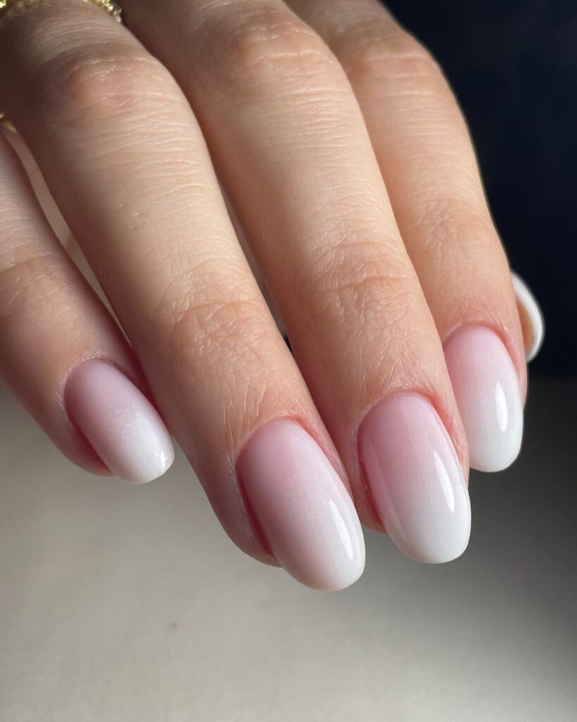 Tutto quello che c'è da sapere sulle unghie a mandorla | Trucchi.tv