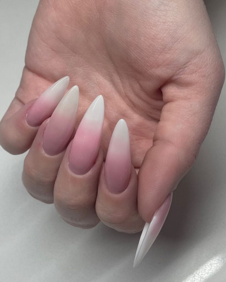 Tutto quello che c'è da sapere sulle unghie a mandorla | Trucchi.tv