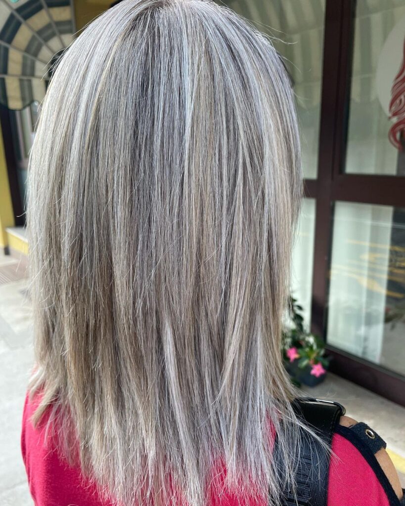 Colpi di luna su capelli bianchi, foto e consigli | Trucchi.tv