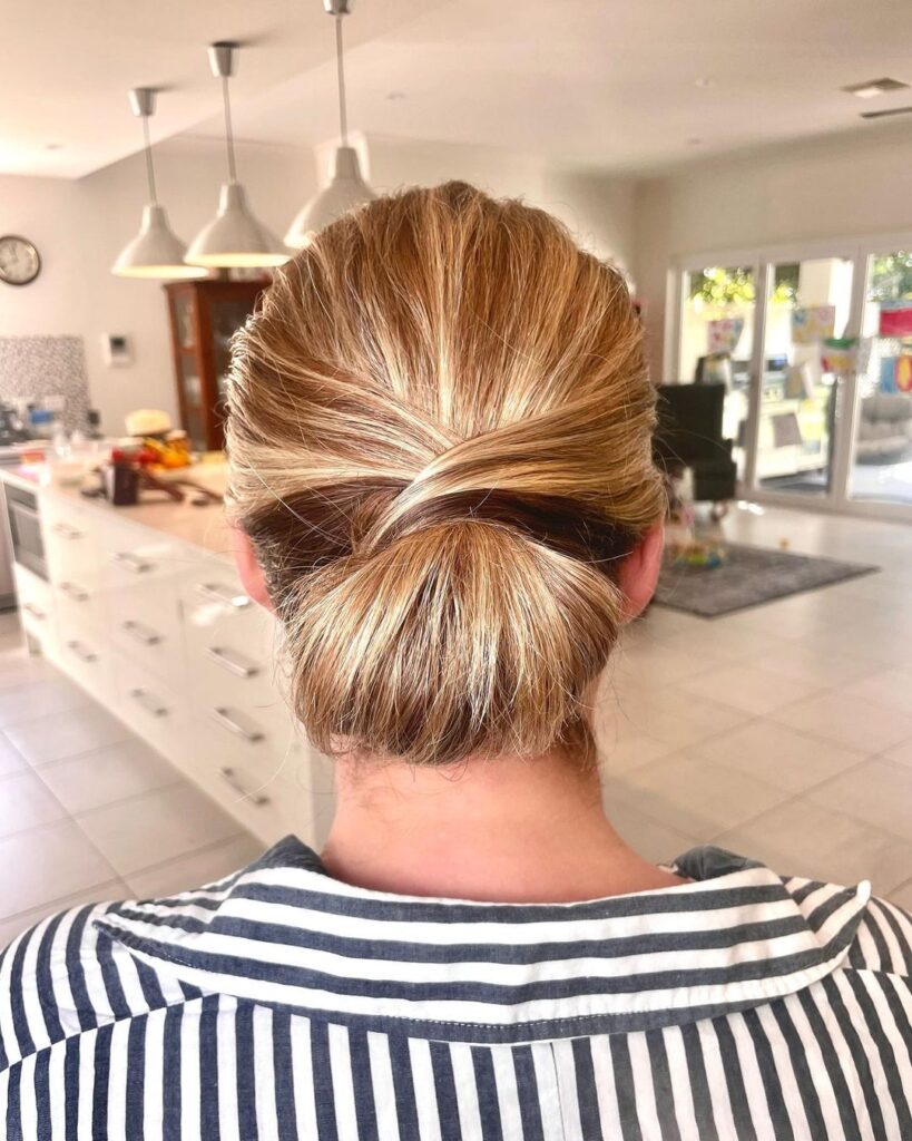 Capelli raccolti eleganti, tutorial semplici e trend | Trucchi.tv