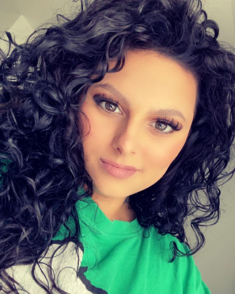 Guida completa ai CAPELLI NERI | Tonalità e consigli utili