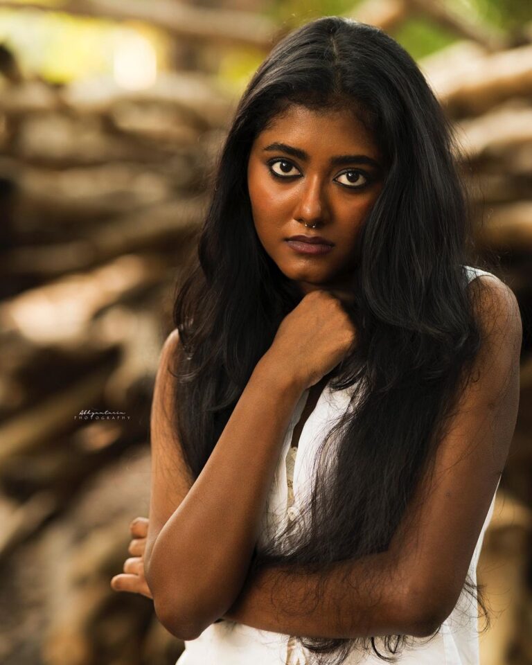 Guida completa ai CAPELLI NERI | Tonalità e consigli utili