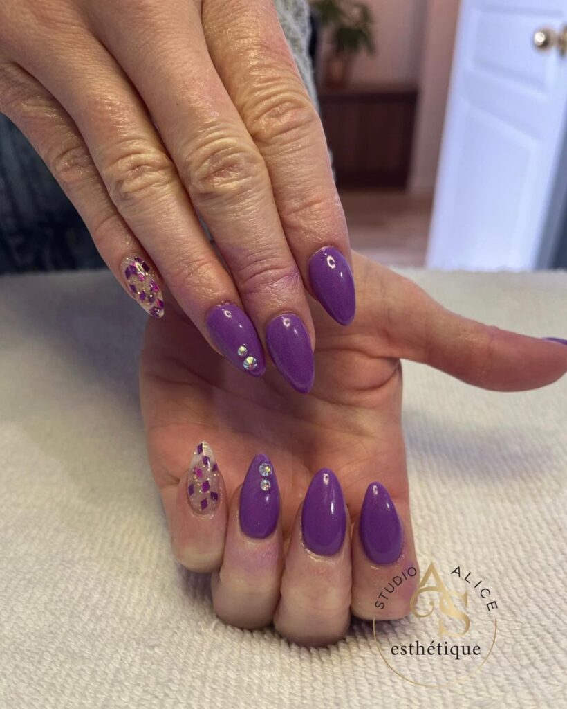 UNGHIE VIOLA | Tonalità e idee per ogni stagione 💜 Trucchi.tv
