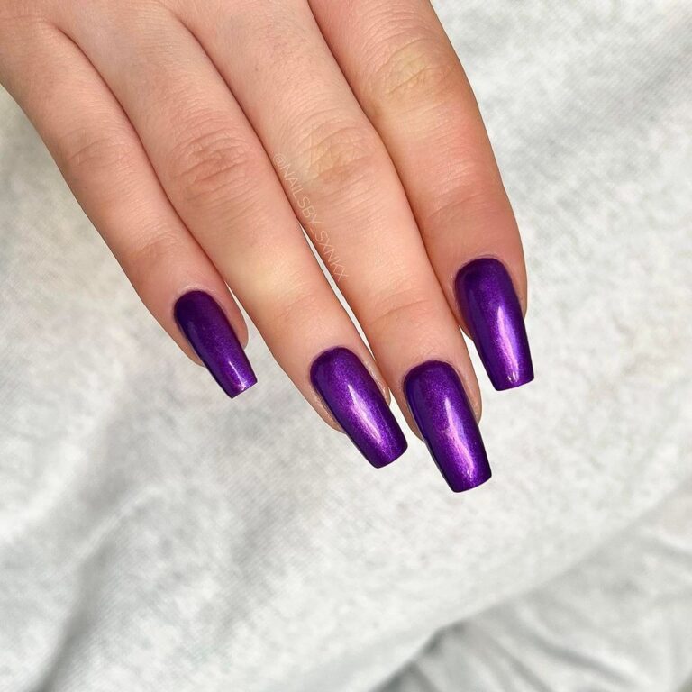 UNGHIE VIOLA | Tonalità e idee per ogni stagione 💜 Trucchi.tv