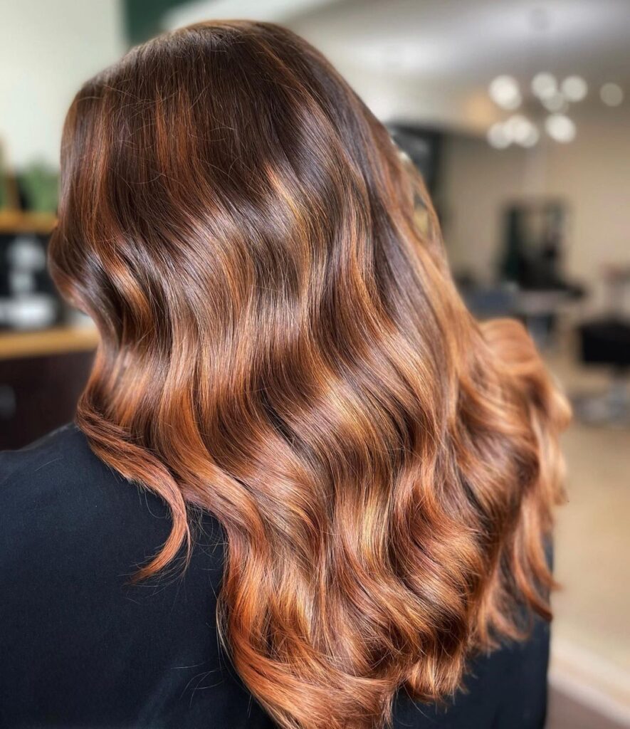 Balayage rame, idee e sfumature più belle da provare nel 2023 | Trucchi.tv