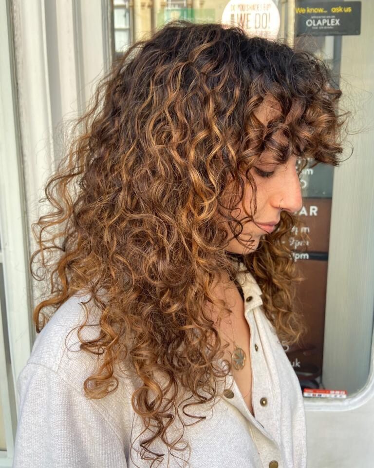 CAPELLI RICCI LUNGHI | Tagli, colori e consigli utili Trucchi.tv