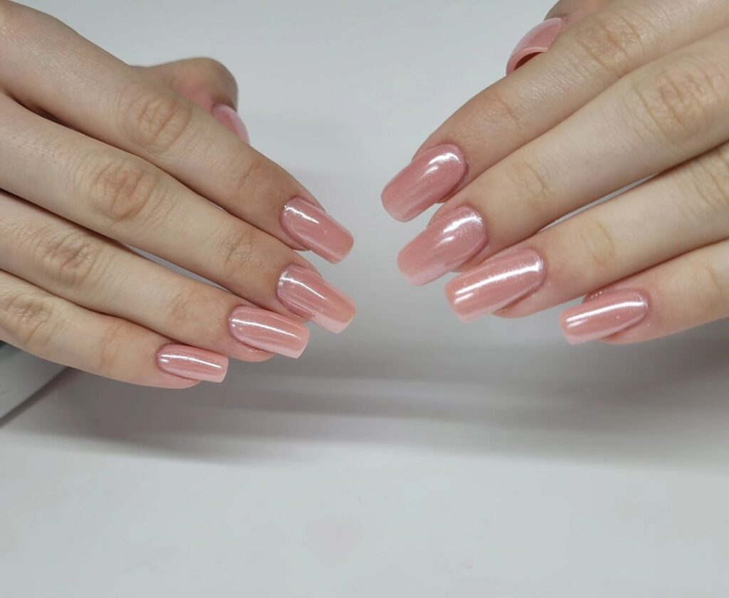 LIP GLOSS NAILS | Unghie ultra-lucide effetto scintillante