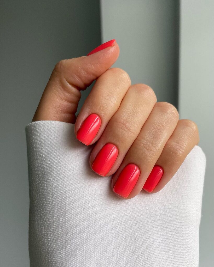 UNGHIE CORALLO | Tante idee trendy per una nail art estiva