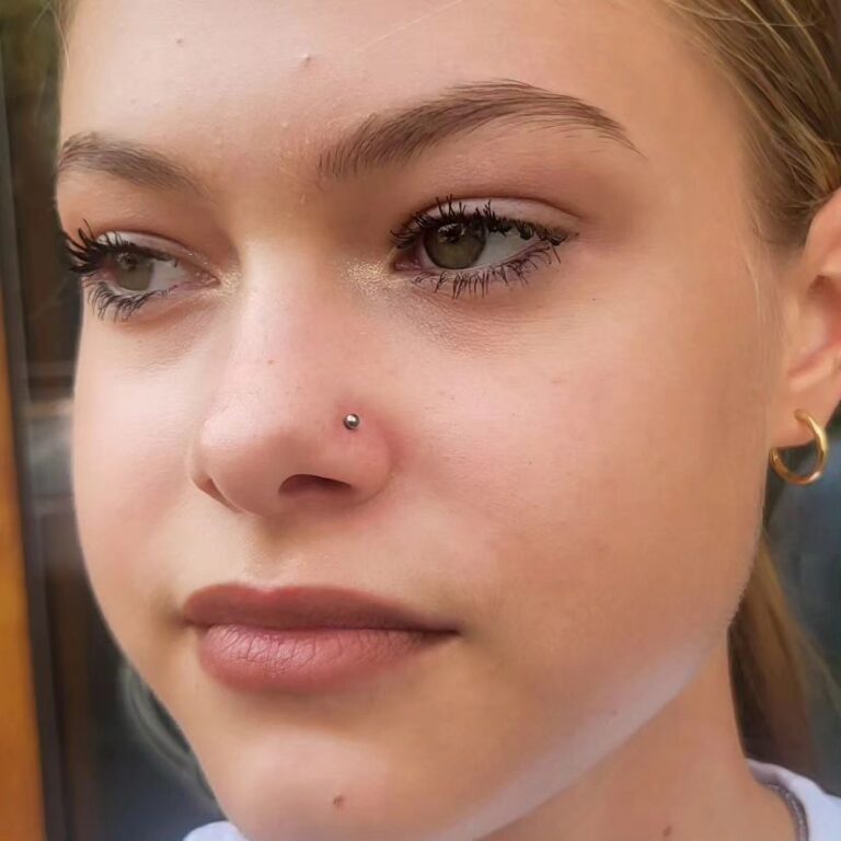 Tutto quello che c'è da sapere sul NOSTRIL PIERCING