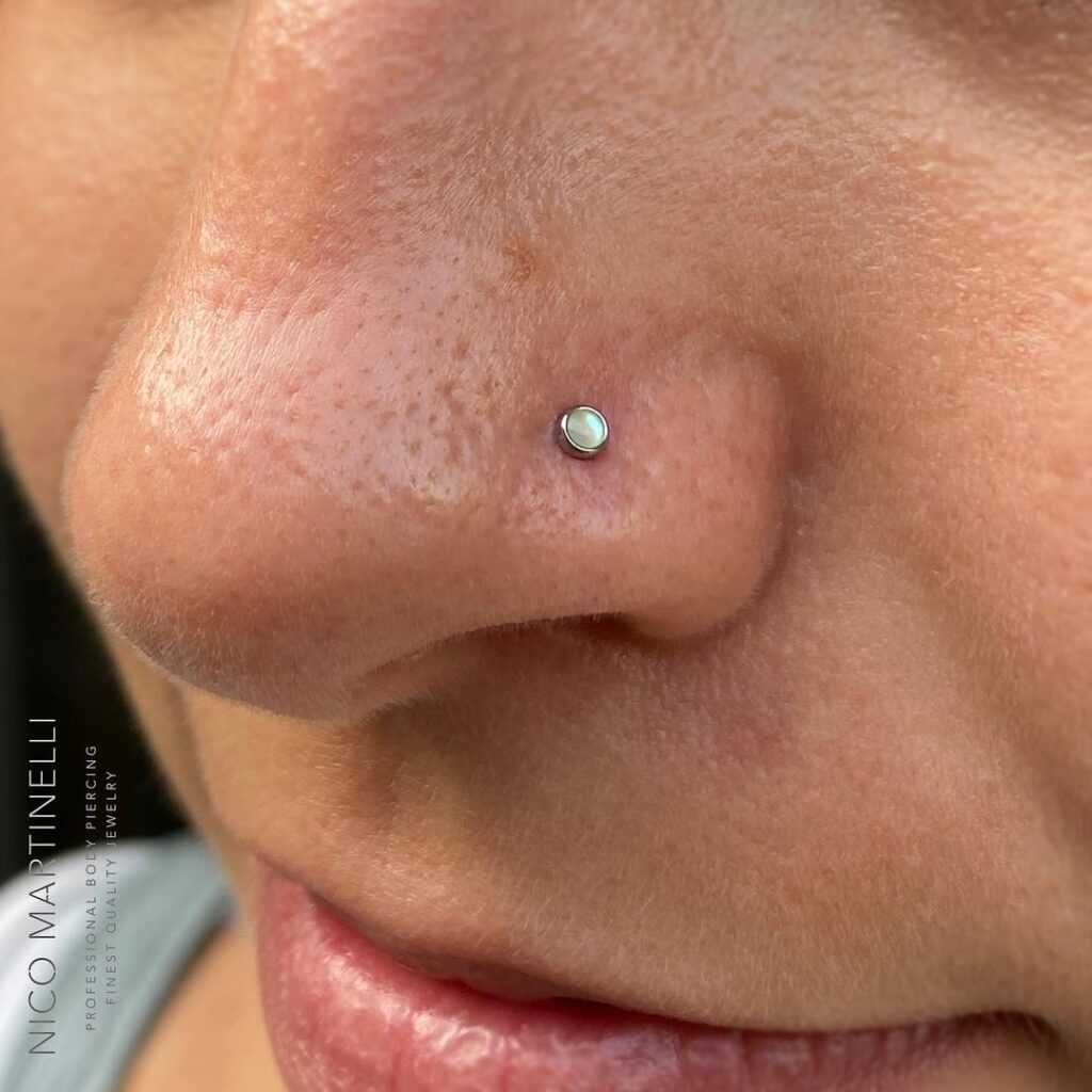 Tutto quello che c'è da sapere sul NOSTRIL PIERCING