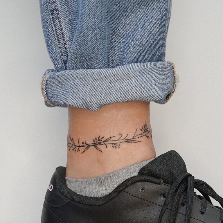 TATUAGGIO CAVIGLIA | Idee, guarigione e consigli utili