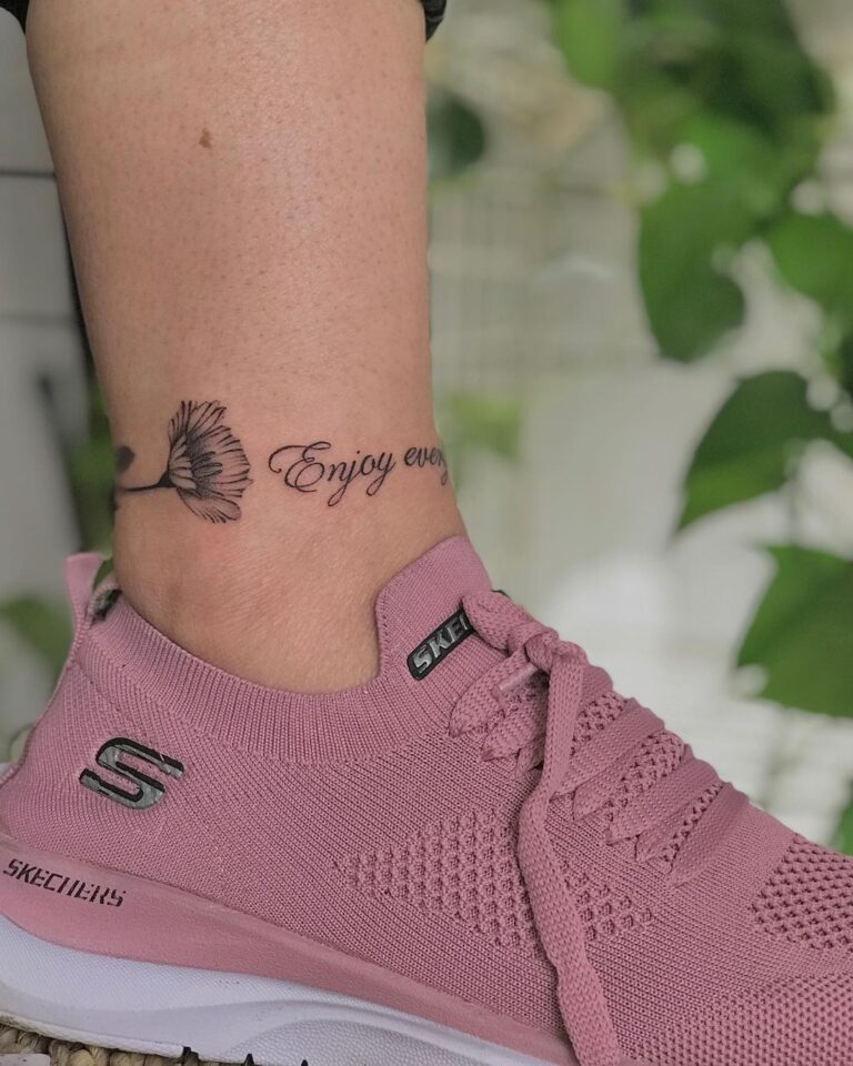 TATUAGGIO CAVIGLIA | Idee, guarigione e consigli utili