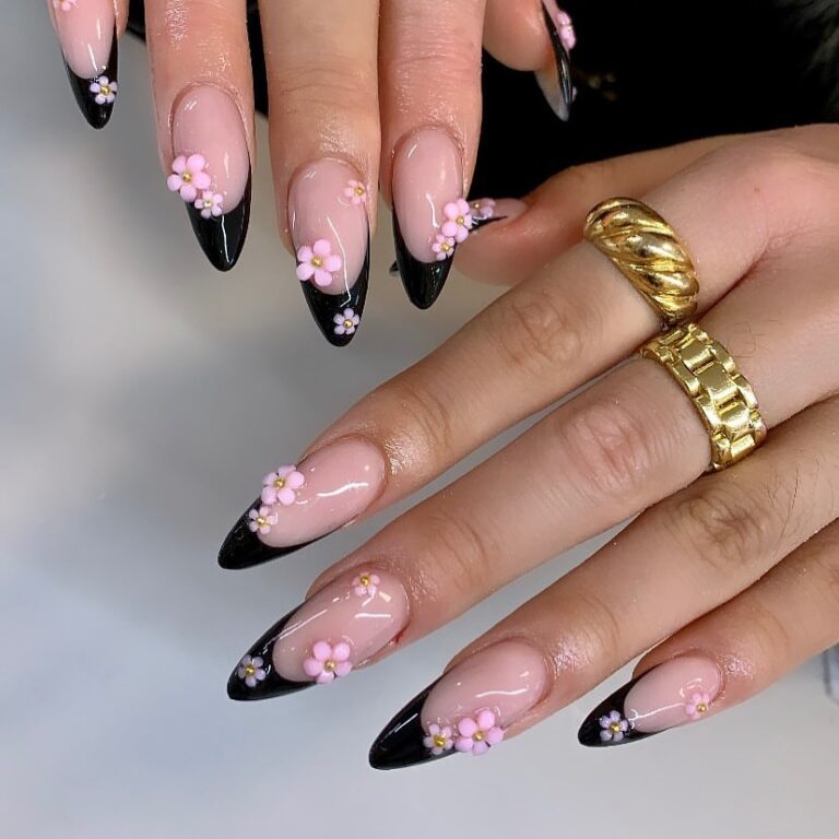 UNGHIE NERE E ROSA | Le idee nail art eleganti e trendy