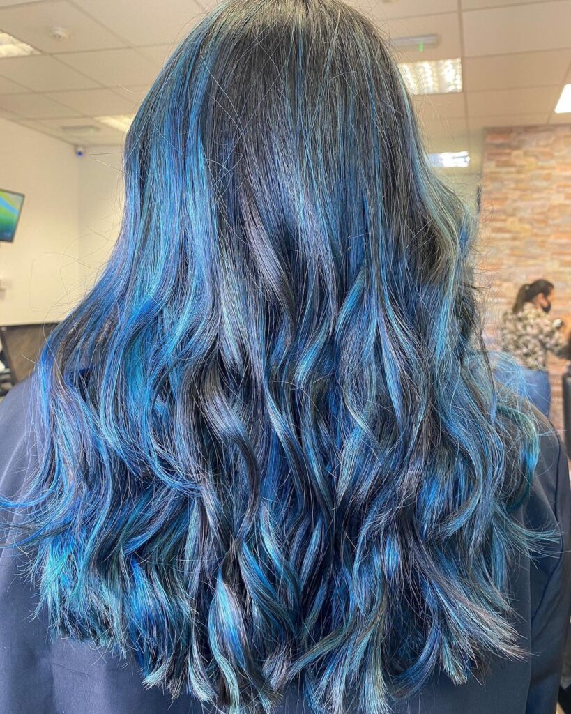 CAPELLI BLU | Tutte le sfumature e come scegliere