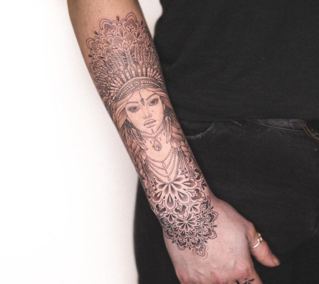 Tatuaggi indiani, tante idee e ispirazioni | Trucchi.tv