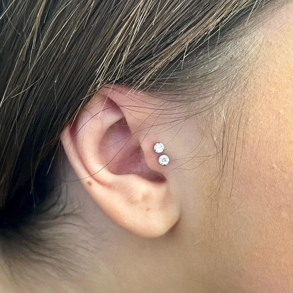 TRAGO PIERCING | Di cosa si tratta e a chi sta bene?