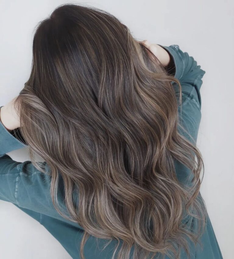 CAPELLI CASTANO CENERE | Le tonalità in base al proprio viso