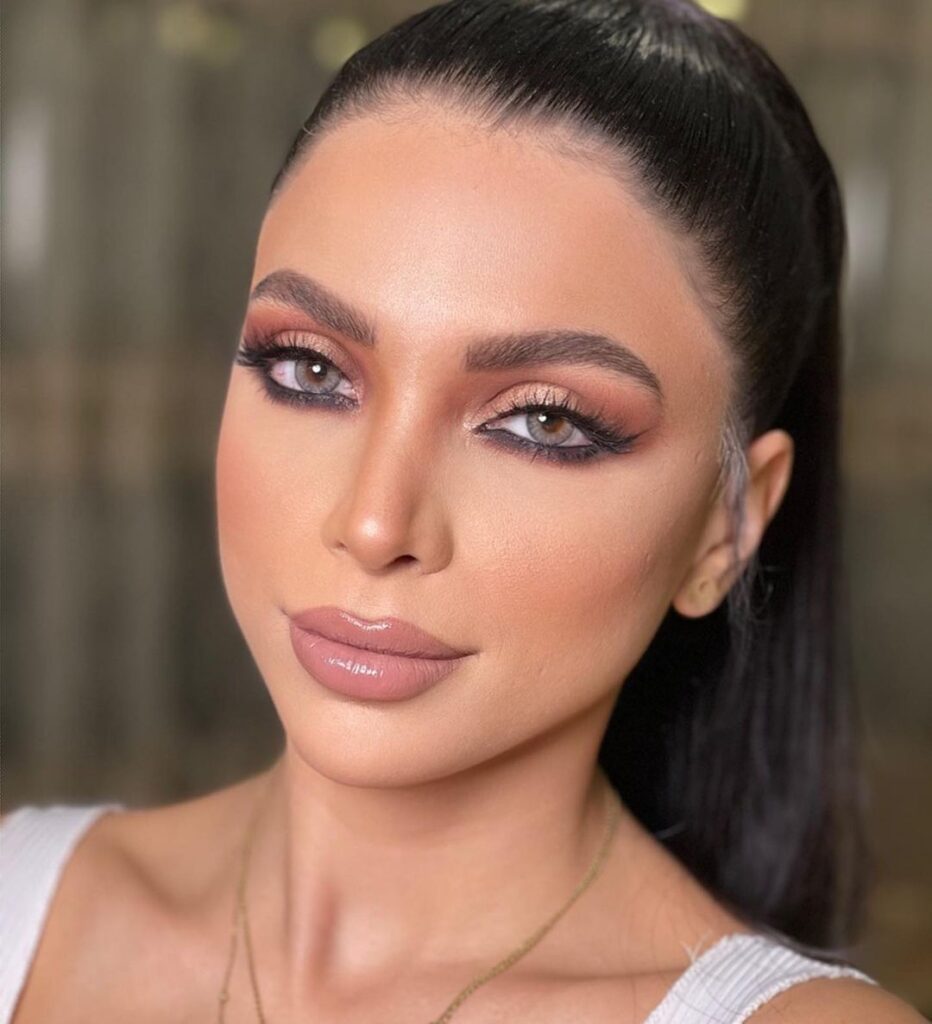 Trucco occhi grigi, come esaltarli col makeup | Trucchi.tv