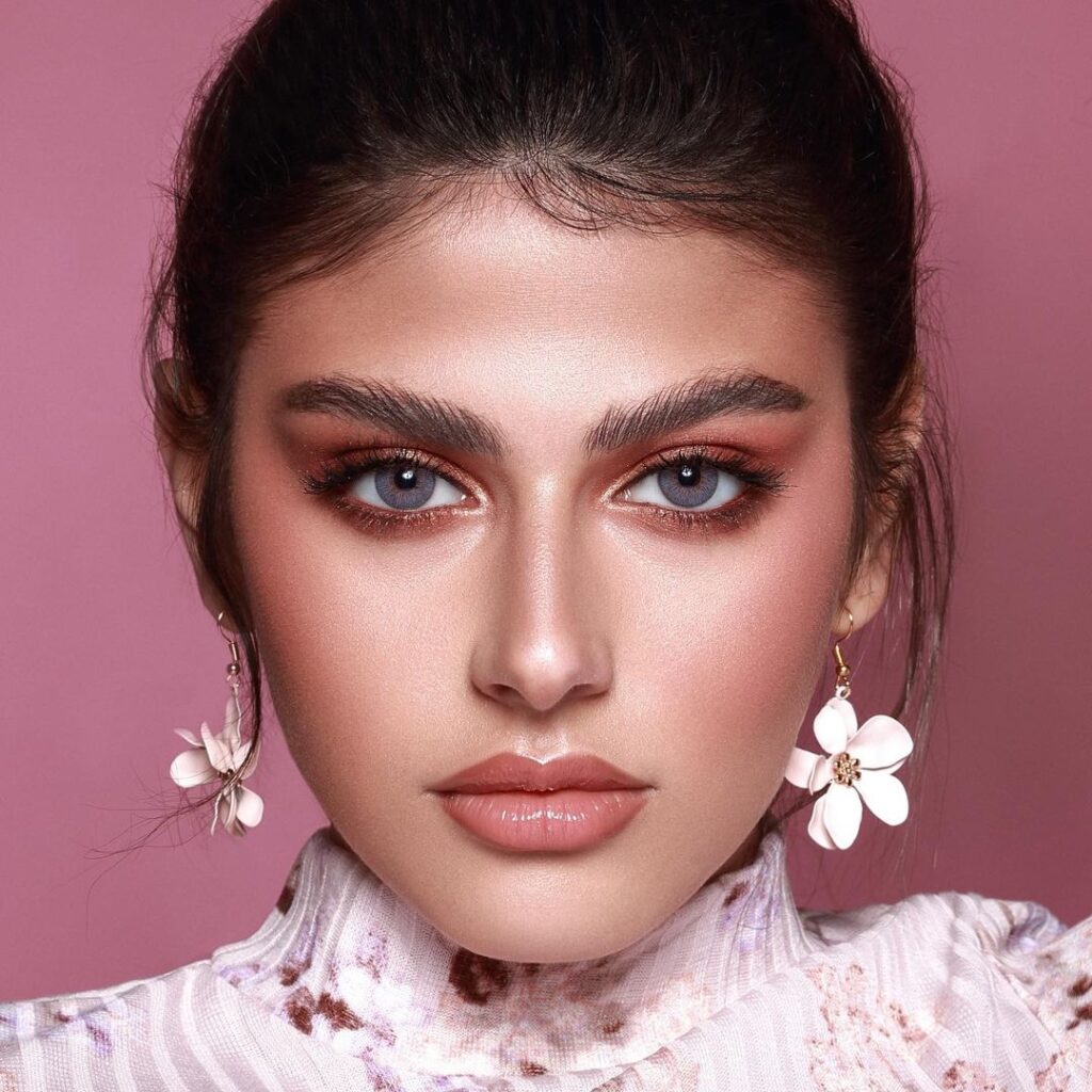 Trucco occhi grigi, come esaltarli col makeup | Trucchi.tv