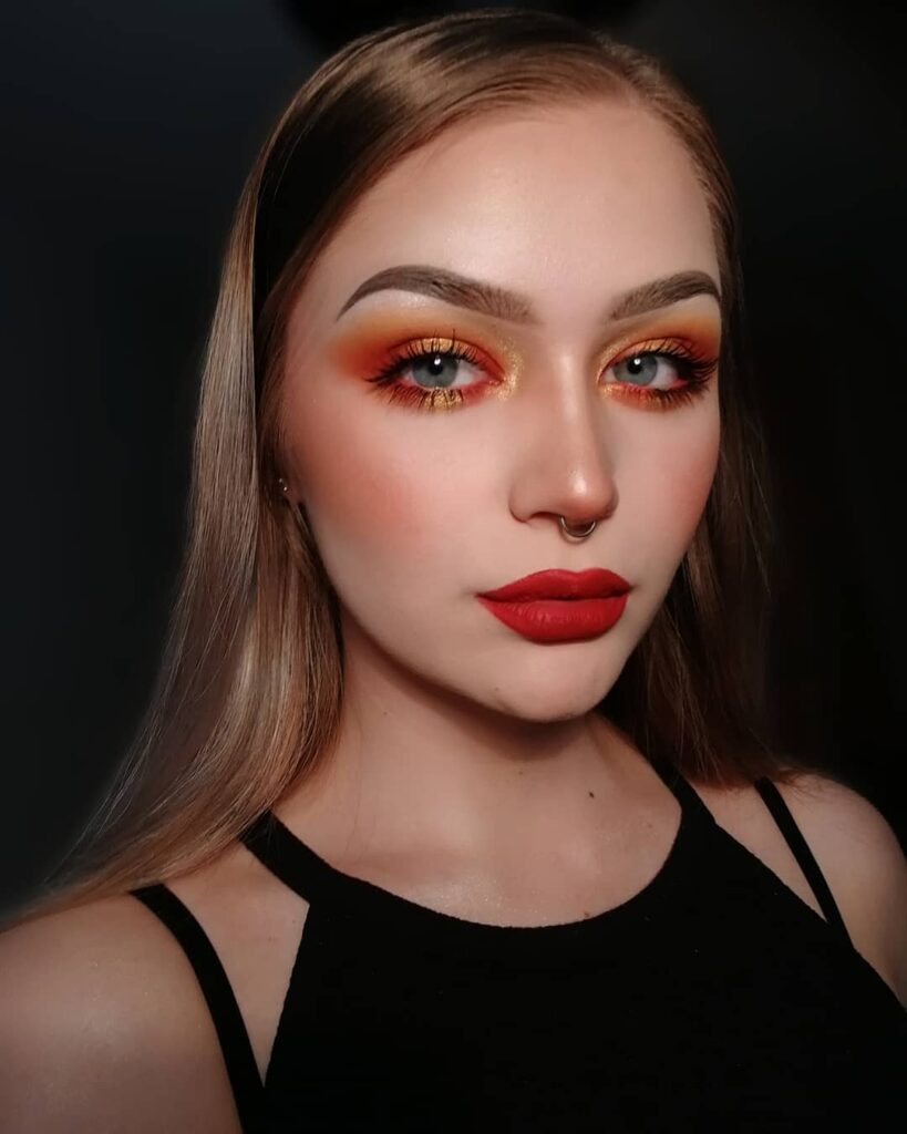 Trucco occhi grigi, come esaltarli col makeup | Trucchi.tv