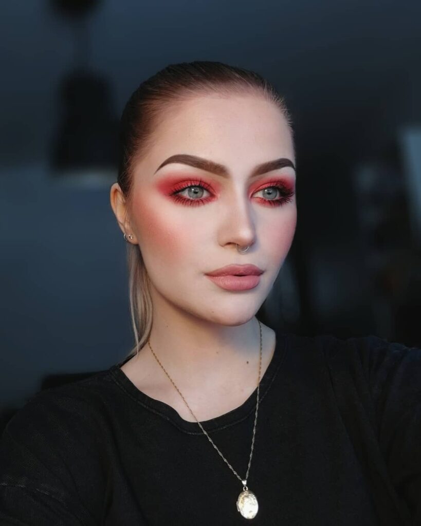 Trucco occhi grigi, come esaltarli col makeup | Trucchi.tv