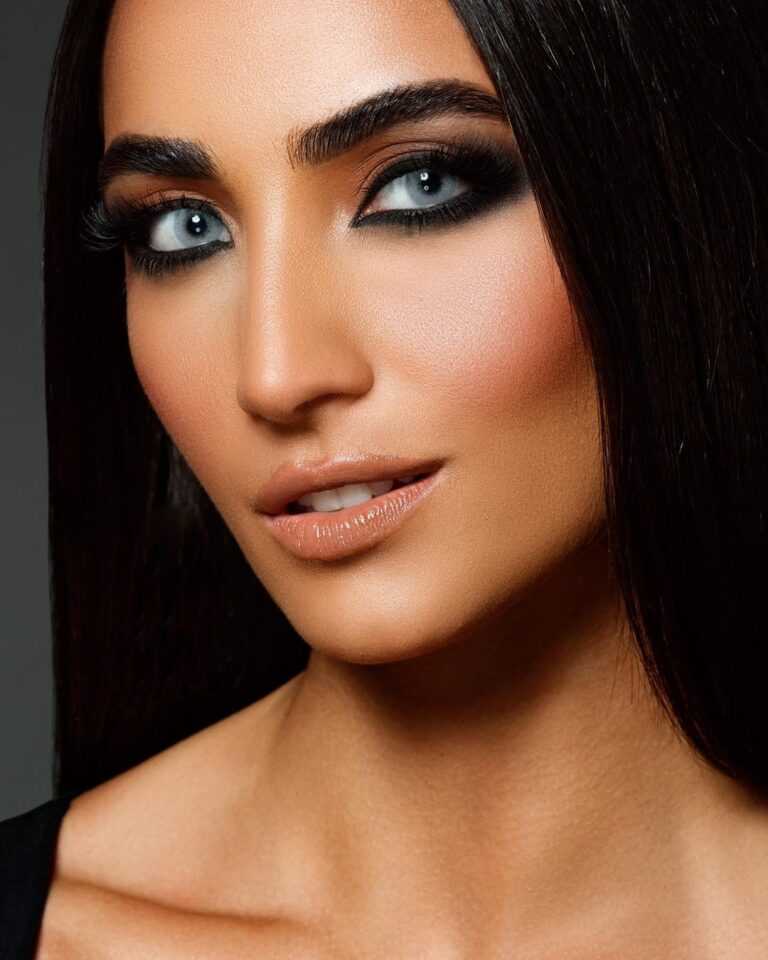 Trucco occhi grigi, come esaltarli col makeup | Trucchi.tv