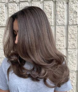 CAPELLI CASTANO CENERE | Le tonalità in base al proprio viso