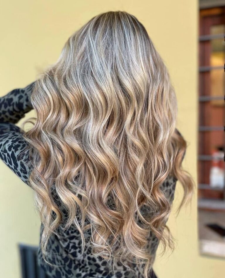 COLPI DI SOLE | Segreti e tecniche per una chioma luminosa