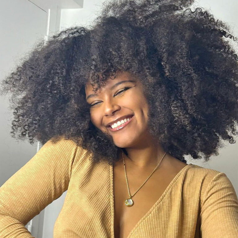 CAPELLI ALLE SPALLE | A chi stanno bene e tagli da provare