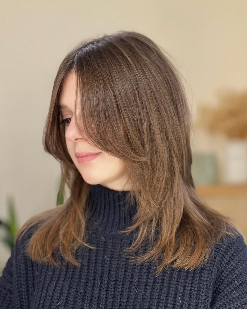 CAPELLI ALLE SPALLE | A chi stanno bene e tagli da provare