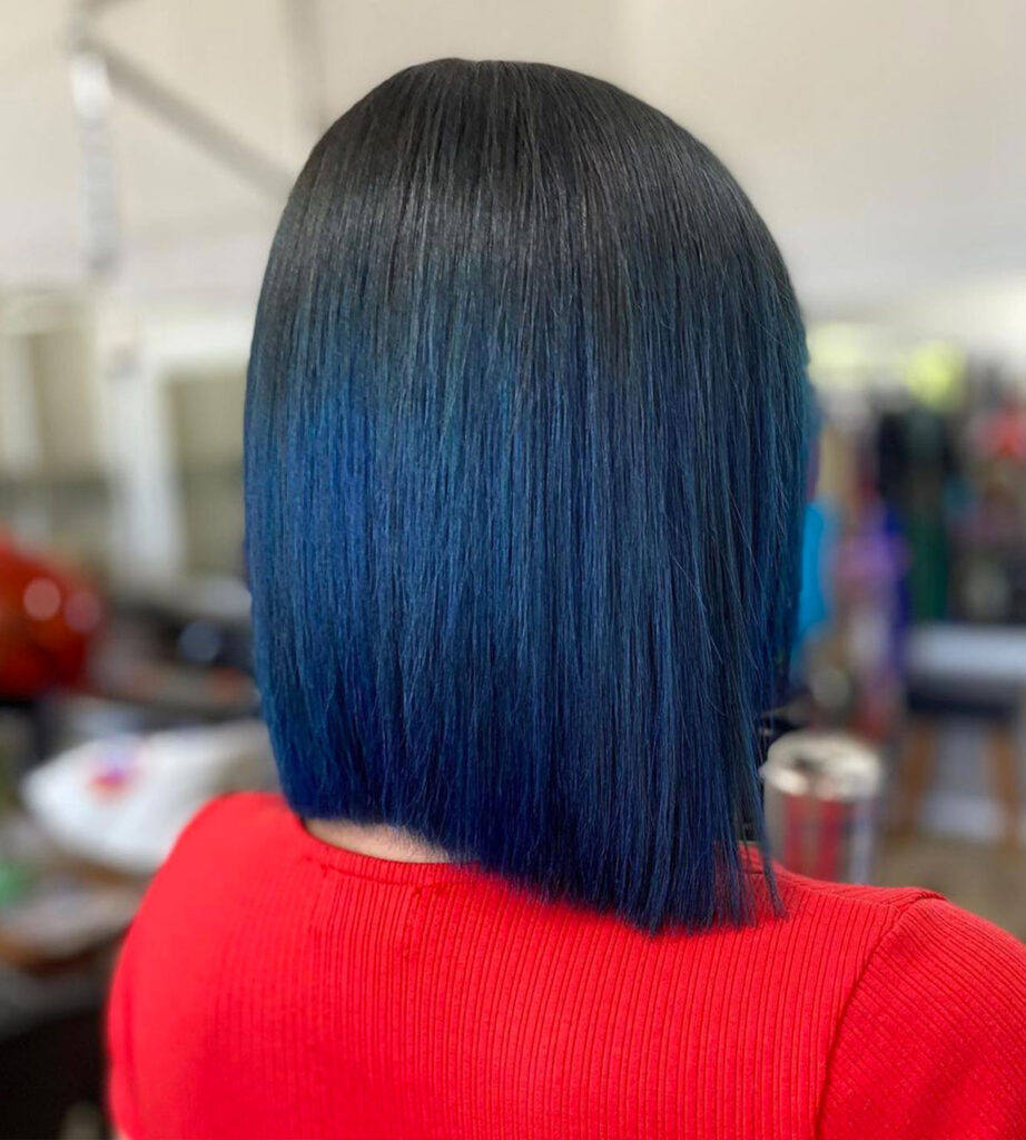 CAPELLI NERO BLU | A chi stanno bene e le idee più trendy